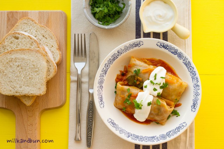 Golubtsi – Russian stuffed cabbage rolls | milkandbun