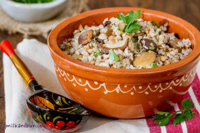 Russian buckwheat kasha with mushrooms | milkandbun