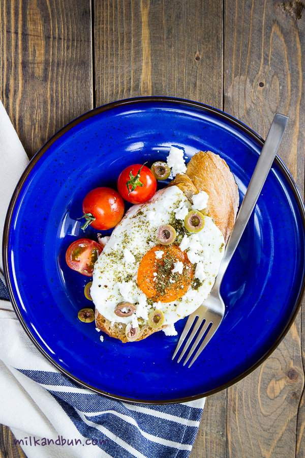 Sunday Breakfast: Zaatar fried egg | milkandbun