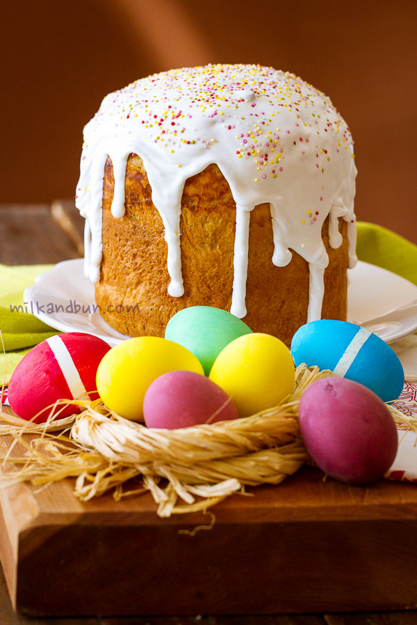 Russian Easter Cake (Kulich) | milkandbun